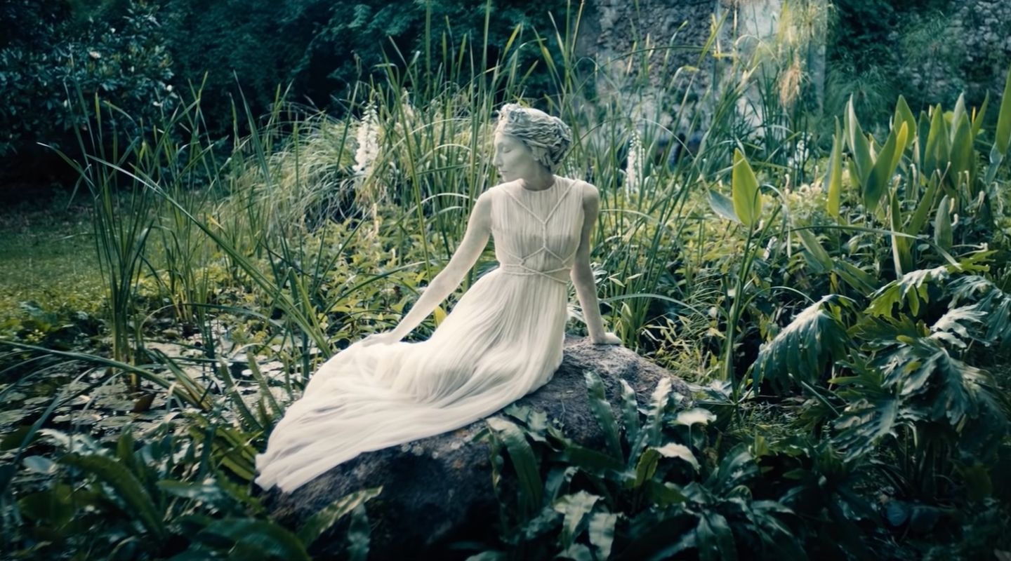 Le Mythe Dior - Câu chuyện huyền thoại của Dior Haute Couture