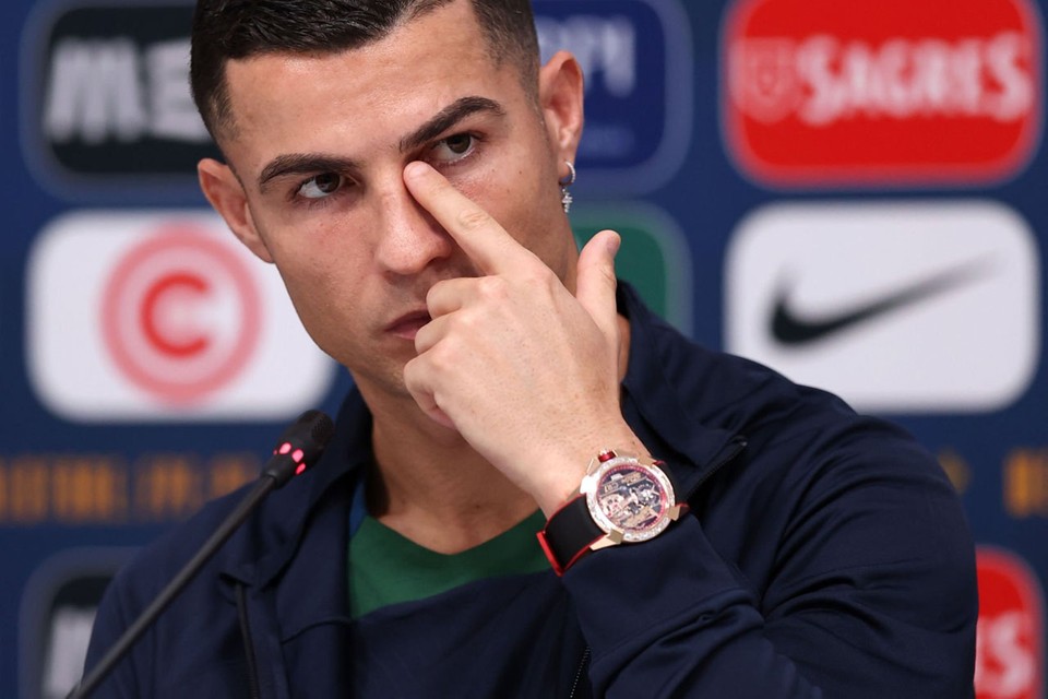https___hypebeast.com_image_2022_12_cristiano-ronaldo-jacob-and-co-cr7 ...