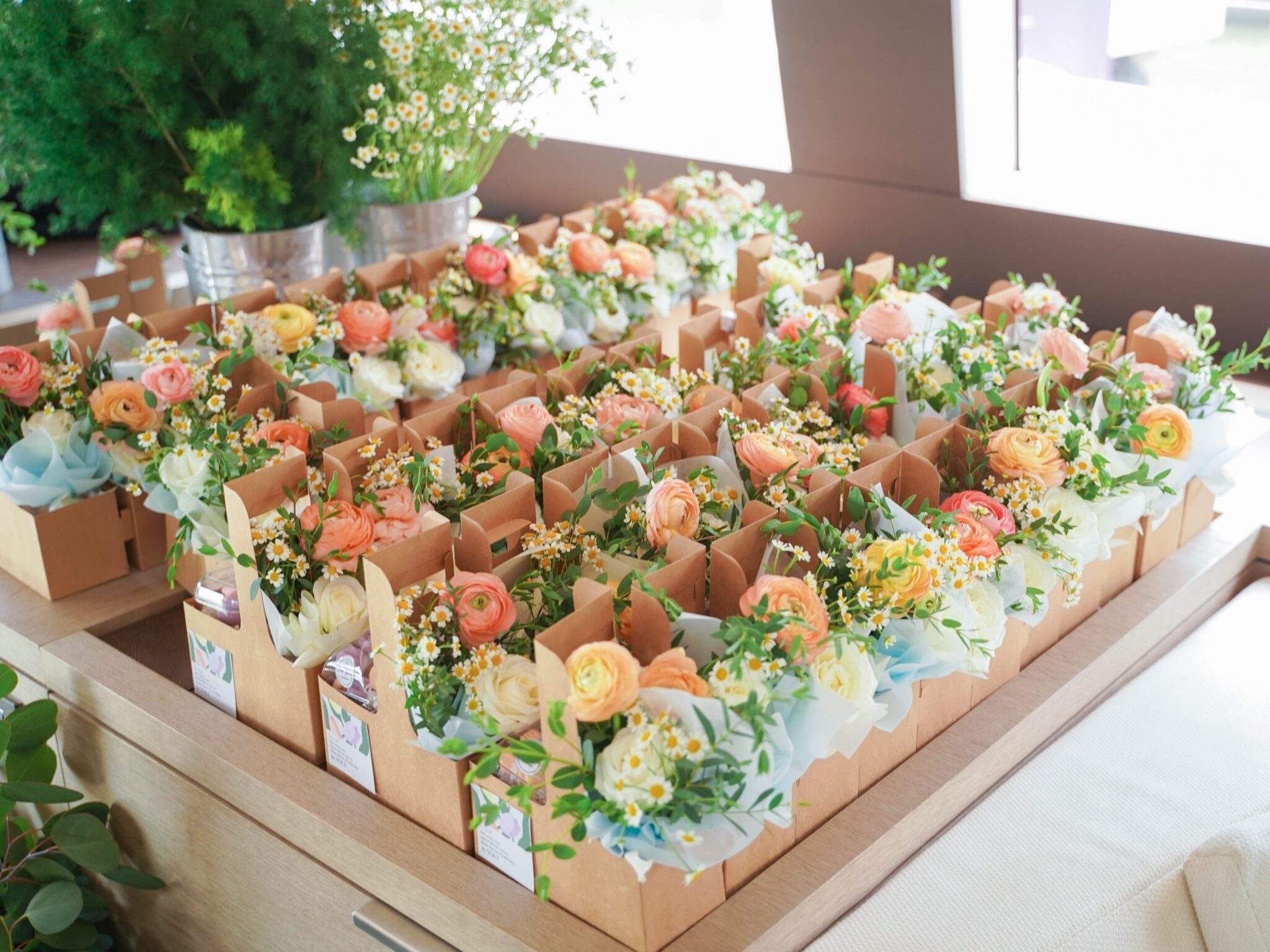 Dear Rainy: Tiệm hoa chữa lành giữa lòng Sài Gòn