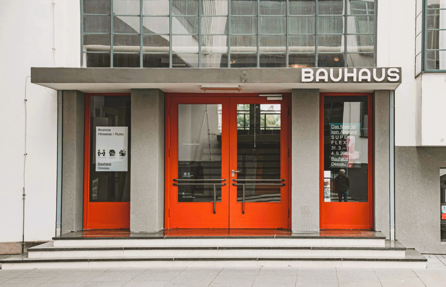 Bauhaus sụp đổ và thân phận mong manh của tầm nhìn tiên phong