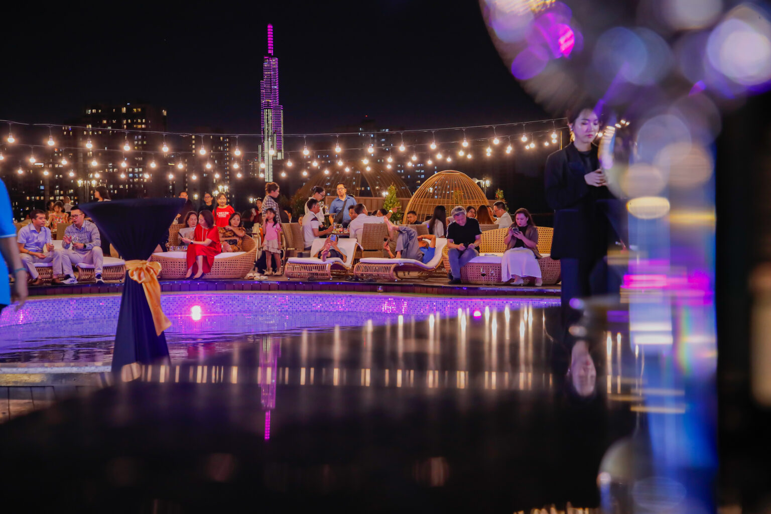REVER Cruise: Biểu tượng mới của du thuyền ẩm thực Sài Gòn